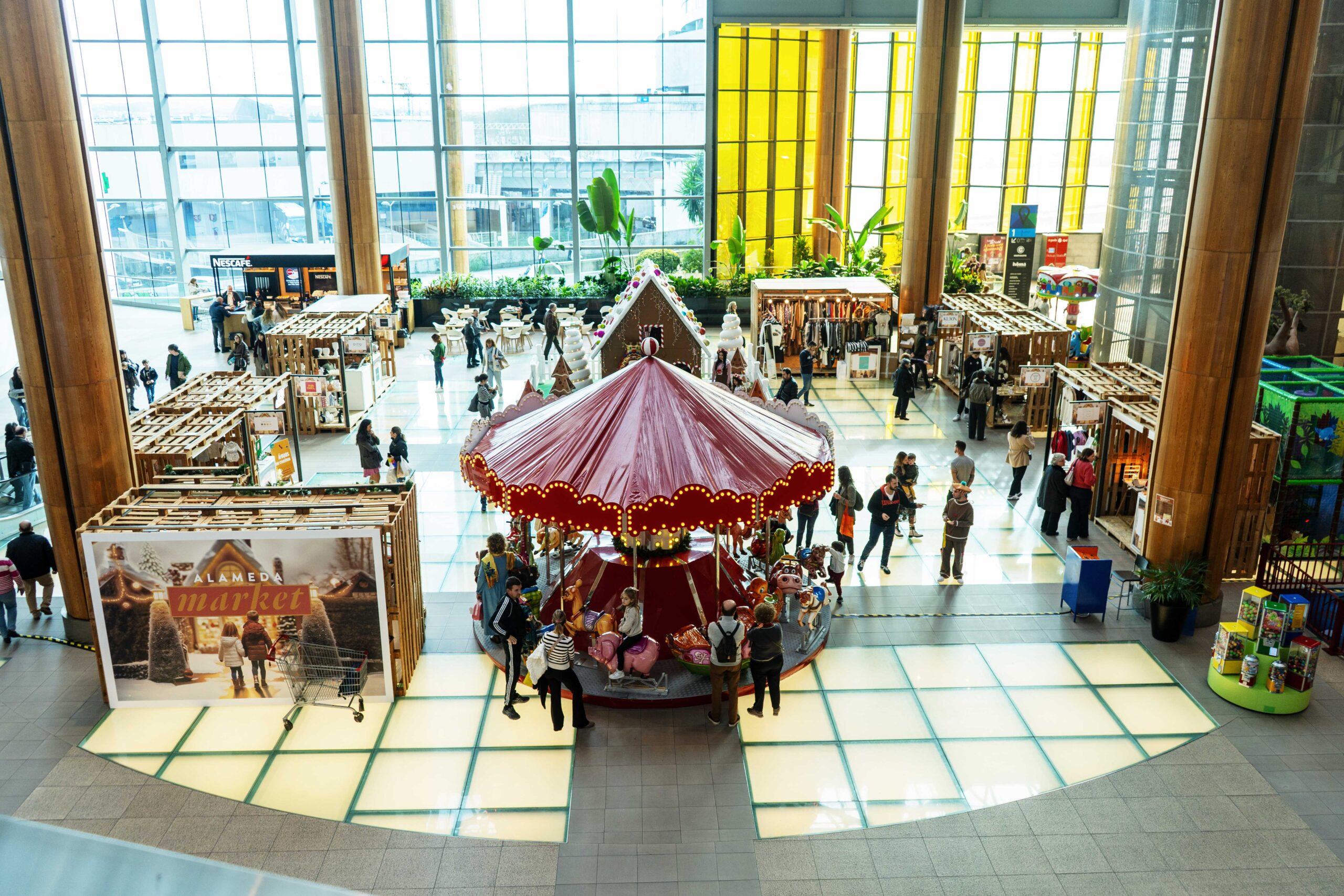 Alameda Shop&Spot celebra Natal com viagem pela tradição local