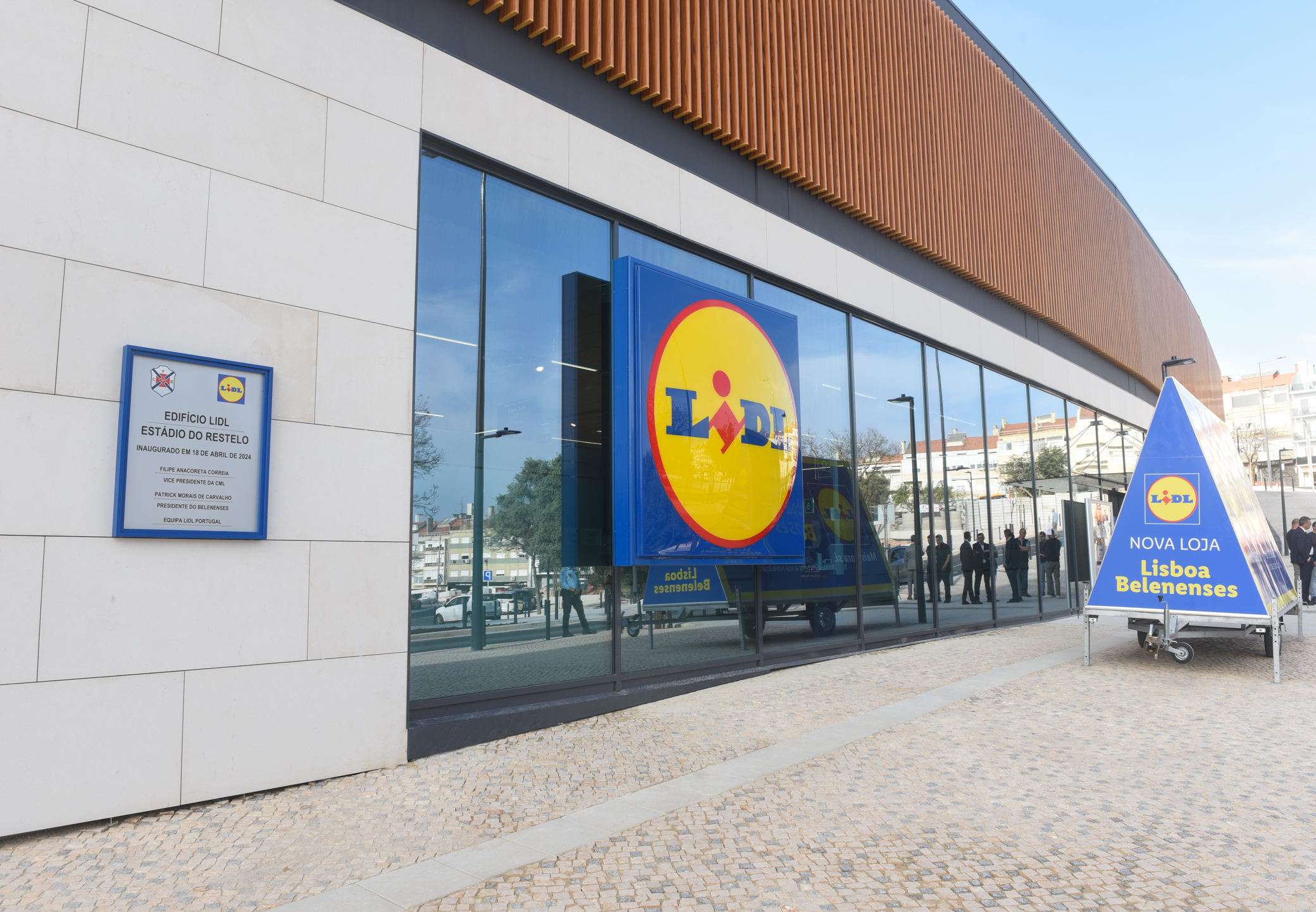 Para que a sua comida não se estrague no frigorífico siga esta dica do ...