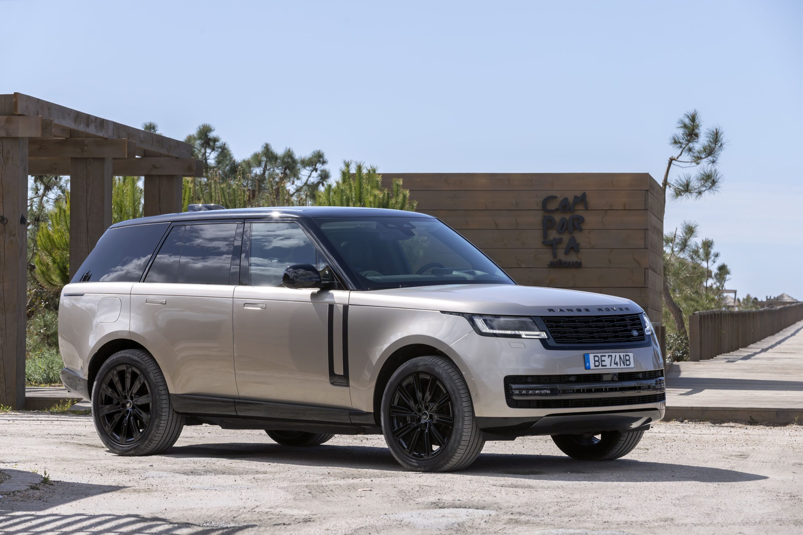 Range Rover e JNcQUOI redefinem o luxo em Portugal numa parceria inédita