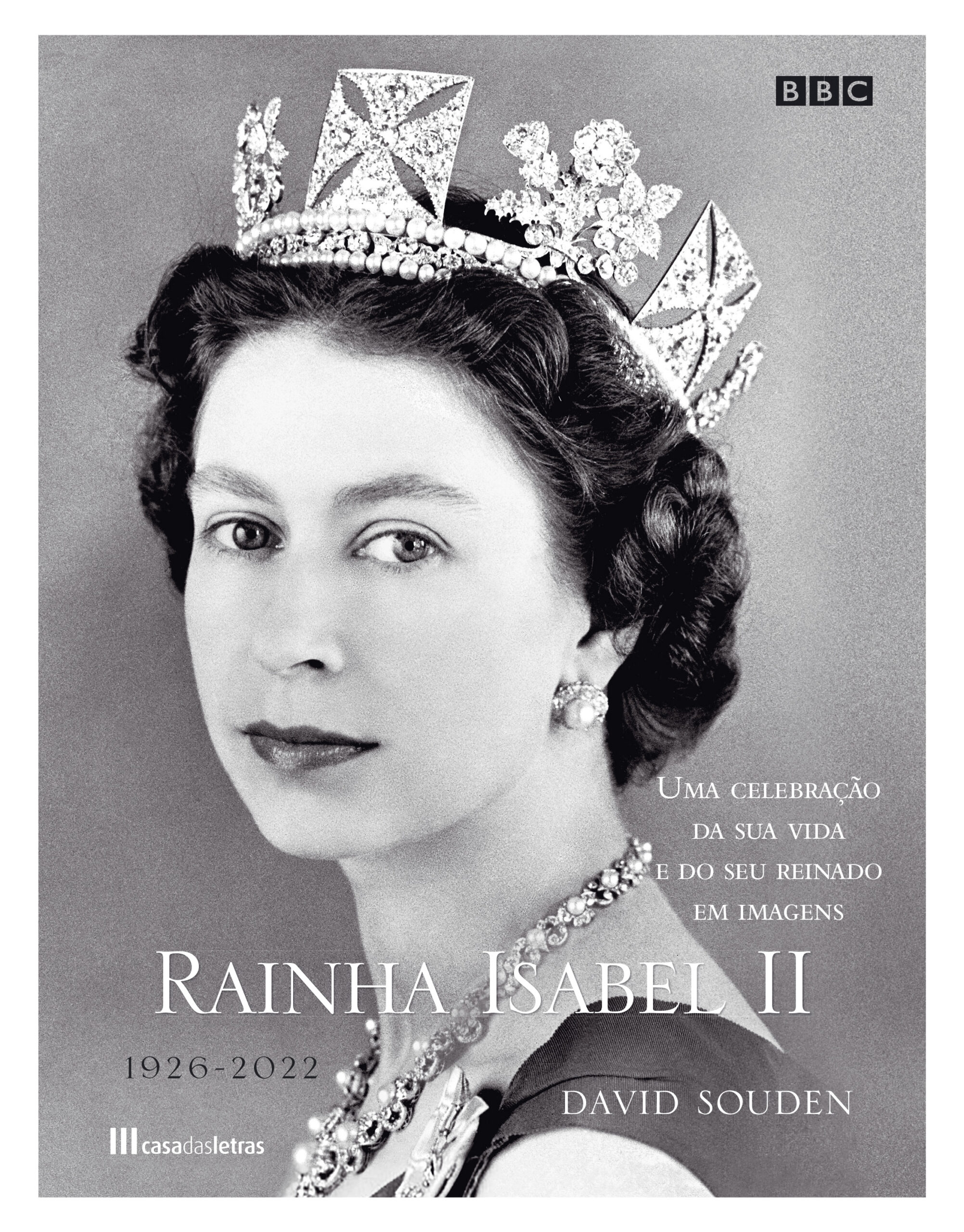 Fotobiografia da Rainha Isabel II chega a Portugal